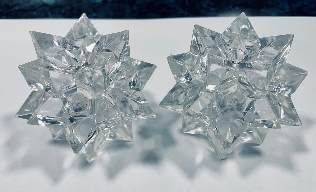 Vintage 1950's Starburst Plastic Salt & Pepper Shakers